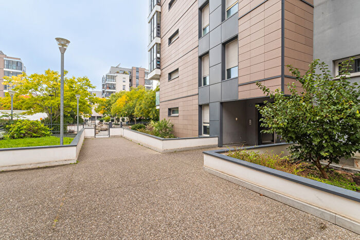 Appartement à vendre - Annemasse, Centre-ville - 3 pièces - 2 chambres