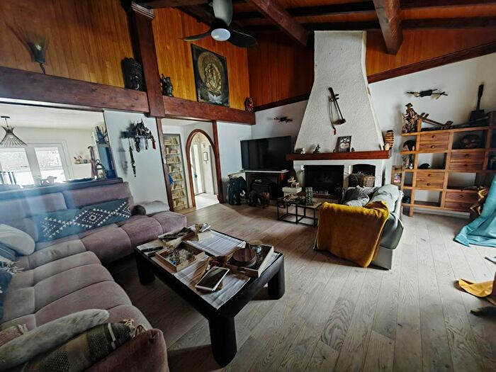 Maison à vendre - Ax-les-Thermes - 4 pièces - 3 chambres