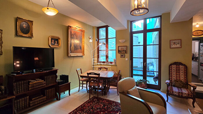 Maison à vendre - Dieppe, Centre-ville, Saint-Pierre, Chanzy - 5 pièces - 4 chambres