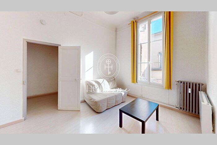 Appartement à louer - Centre Ville, Aix-en-Provence - 1 pièce