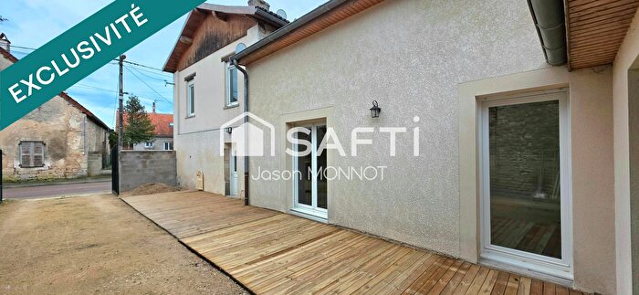 Maison à vendre - Leuglay - 6 pièces - 4 chambres