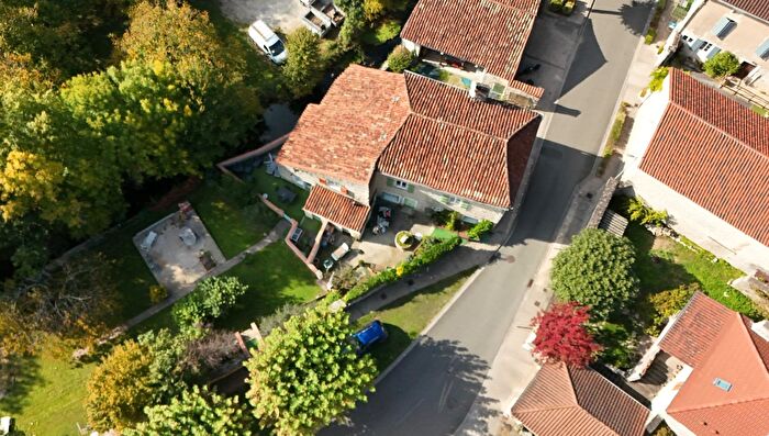 Maison à vendre - Luzech - 10 pièces - 8 chambres