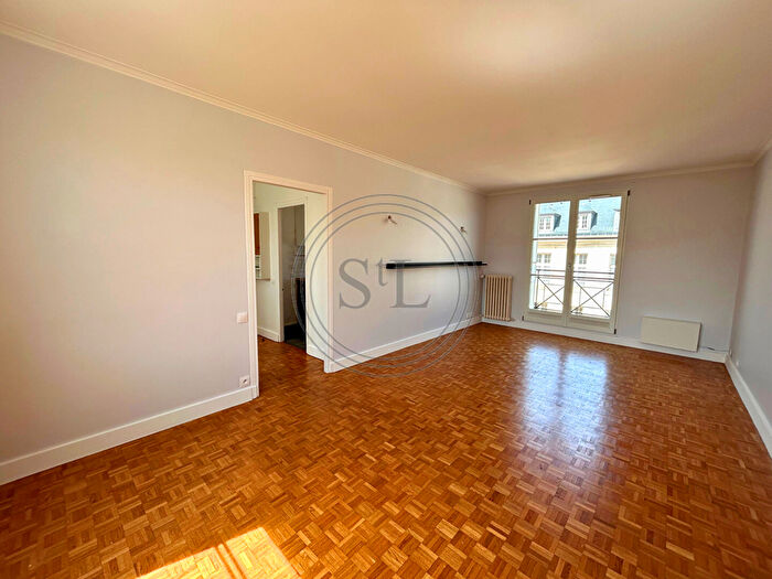 Appartement à louer - Versailles, Saint-Louis - 3 pièces - 2 chambres