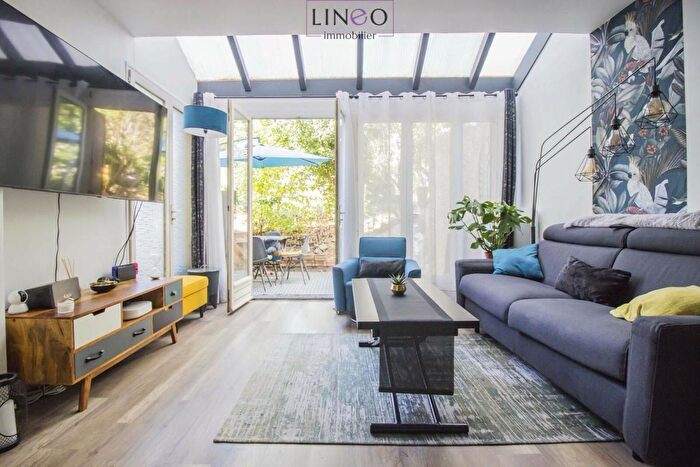 Appartement à vendre - Thiais, Proche Choisy - 4 pièces - 2 chambres