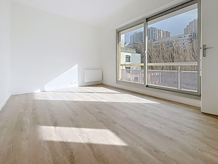 Appartement à vendre - Issy-les-Moulineaux, Les Iles, La Ferme - 1 pièce