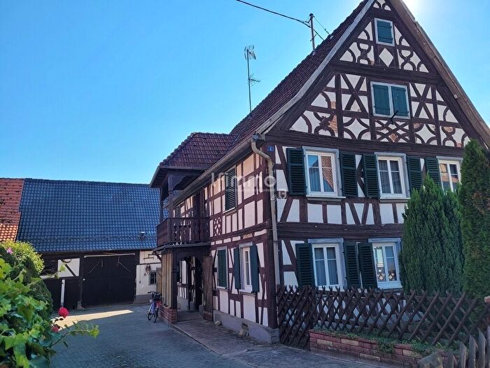Maison 9 pièces à vendre à Niederrdern, Niederroedern
