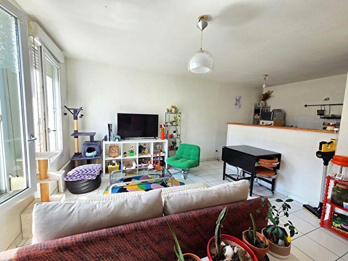 Appartement 2 pièces à vendre - Villeurbanne, Charmettes