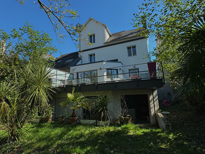 Maison à vendre - Nantes, Monselet - 8 pièces - 6 chambres