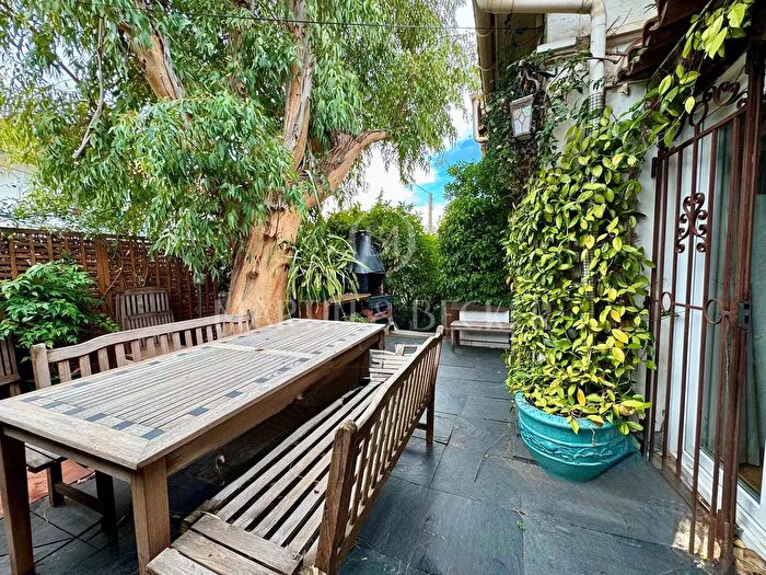 Maison à vendre - Cannes, Petit Juas - 7 pièces - 2 chambres