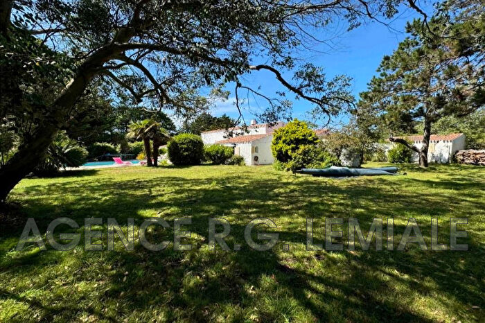Maison à vendre - Lîle-dYeu, Ker Pierre Borny, Ker Châlon, Ker Bossy, Ker Chauvineau - 12 pièces - 8 chambres
