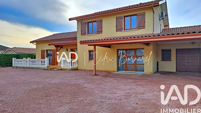 Maison à vendre - Bâgé-la-Ville - 7 pièces - 4 chambres