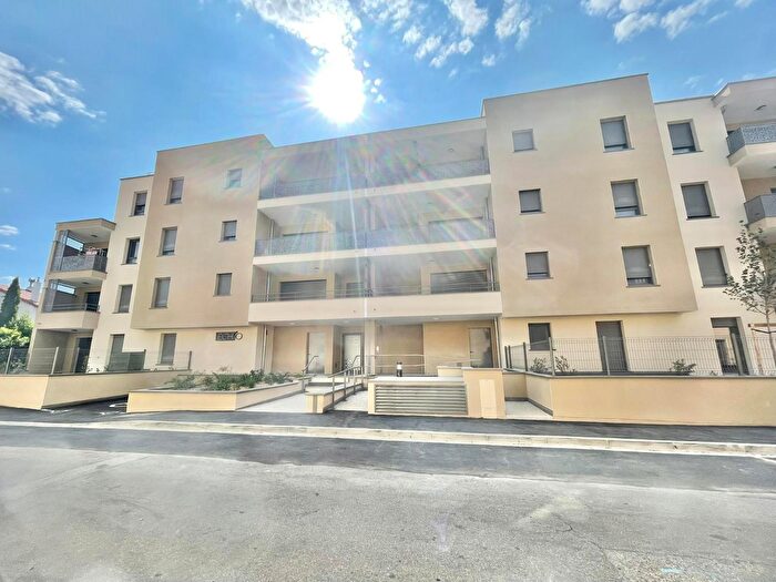 Appartement 3 pièces à Valence, Grand Charran, à louer