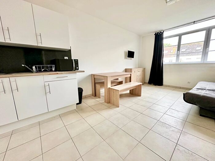 Appartement 1 pièce à Boulogne-sur-Mer, Basse-ville, à louer