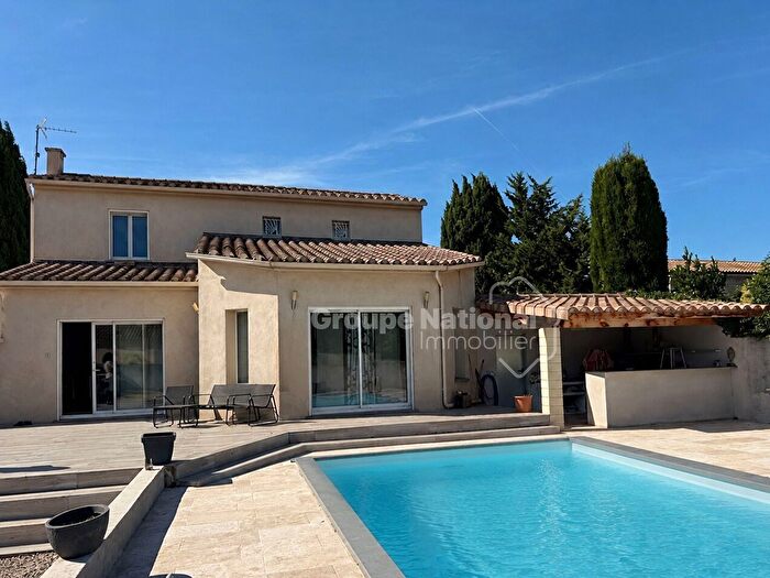 Maison 4 pièces à Tarascon, Mas Provençal, Souspiron, à vendre