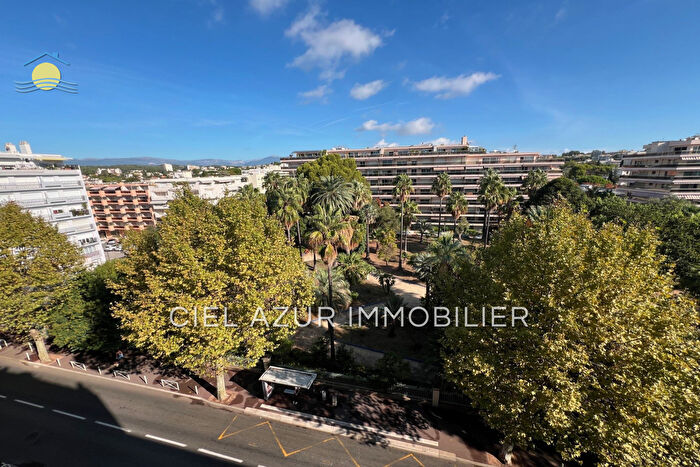 Appartement à vendre - Antibes, Juan-les-Pins, Le Cap - 2 pièces - 1 chambre