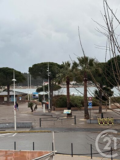 Appartement à louer - La Seyne-sur-Mer, Sud - 1 pièce