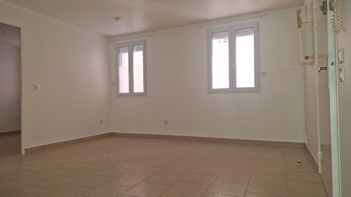 Appartement 2 pièces à Solliès-Pont, à louer
