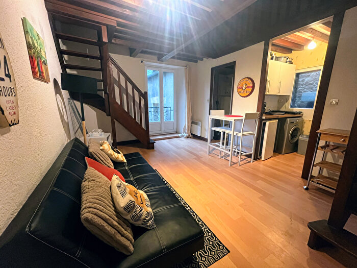 Appartement à vendre - Fougères, Centre-ville, Urbanistes - 1 pièce - 1 chambre