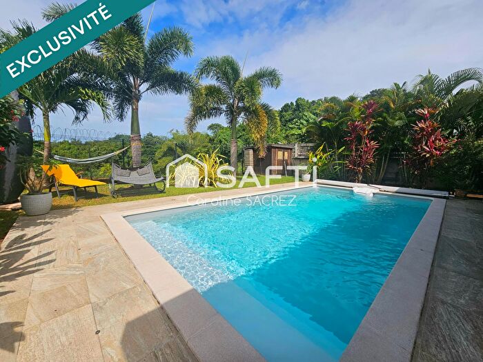 Maison à vendre - Saint-Esprit - 4 pièces - 3 chambres