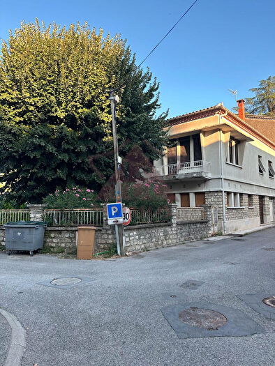 Maison 8 pièces à vendre à Saint-Ambroix