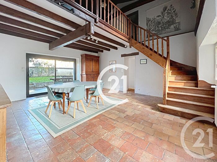 Maison à louer - Cognac, Saint-Martin - 6 pièces - 4 chambres