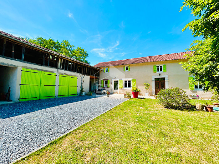 Maison 5 pièces à vendre à Buzon