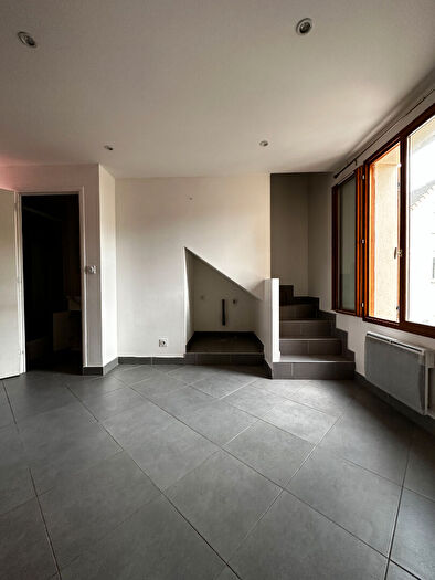 Fontenay-en-Parisis : Appartement 2 pièces à louer