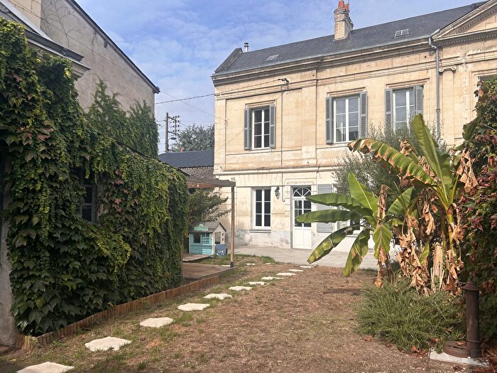Maison 5 pièces à vendre à Bagneux, Saint-Hilaire