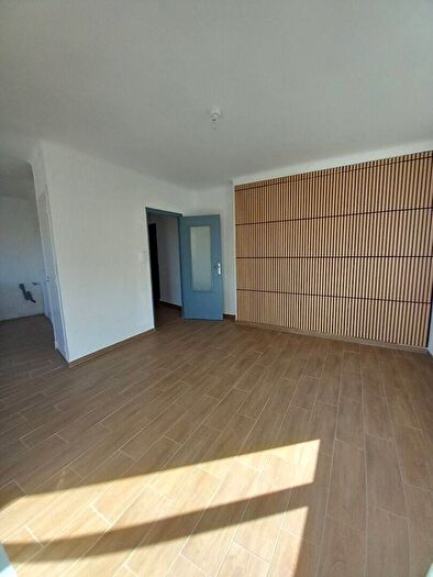 Appartement 4 pièces à louer à La Burliere Luquece, Manosque