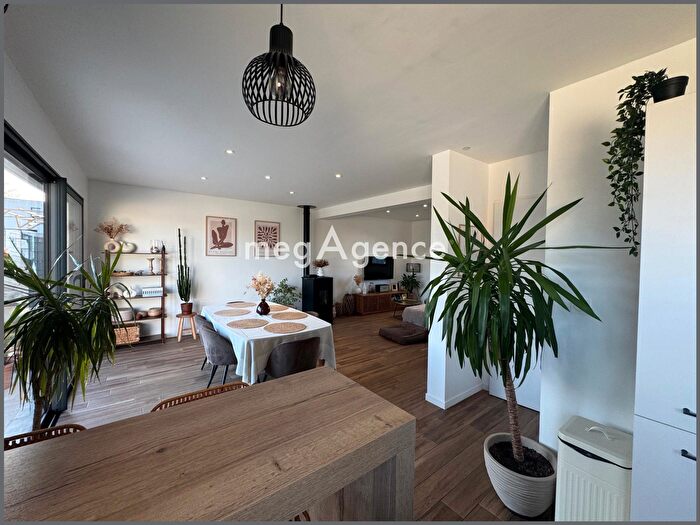 Maison à vendre - Caudan - 5 pièces - 3 chambres