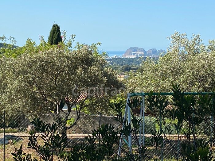 Maison à vendre - Ceyreste - 4 pièces - 3 chambres