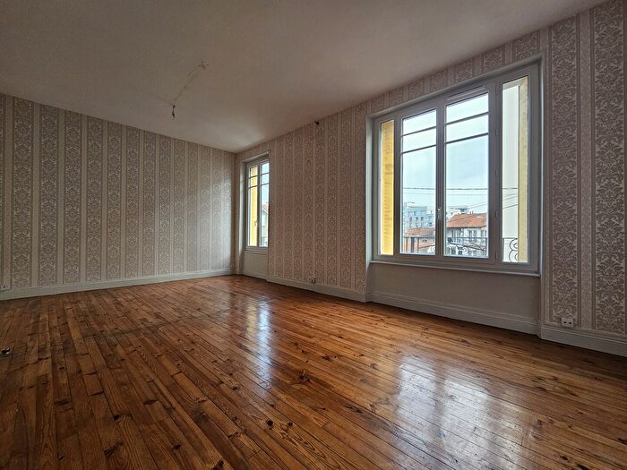 Appartement à vendre - Clermont-Ferrand, Vallières, Sallins, Poncillon - 3 pièces - 2 chambres
