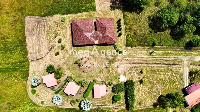 Maison à vendre - Sinnamary - 8 pièces - 4 chambres