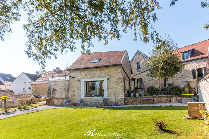 Maison à vendre - Fontaine-lès-Dijon - 9 pièces - 5 chambres