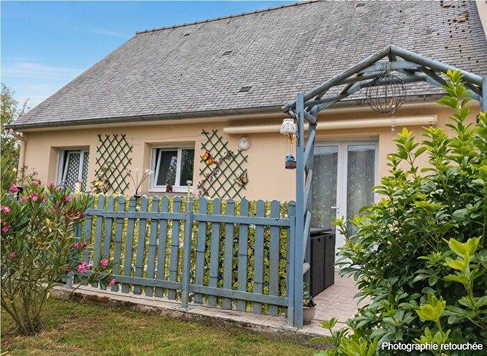 Maison 4 pièces à Vildé-Guingalan, à vendre
