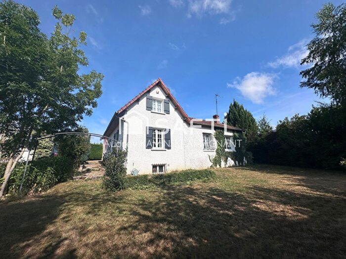 Maison 6 pièces à Noailles, à vendre