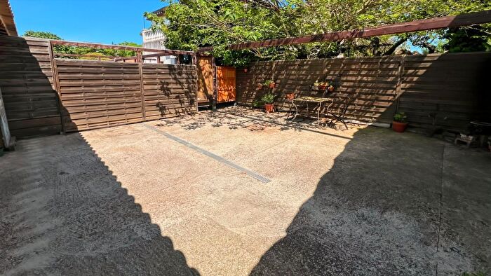 Sanilhac-Sagriès : Maison 10 pièces à vendre