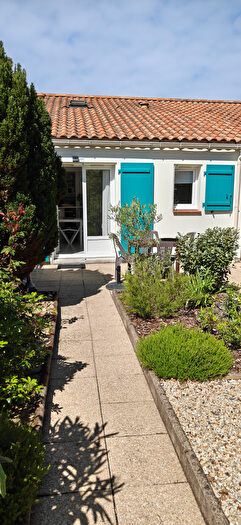 Maison 3 pièces à vendre à Saint-Michel-Chef-Chef