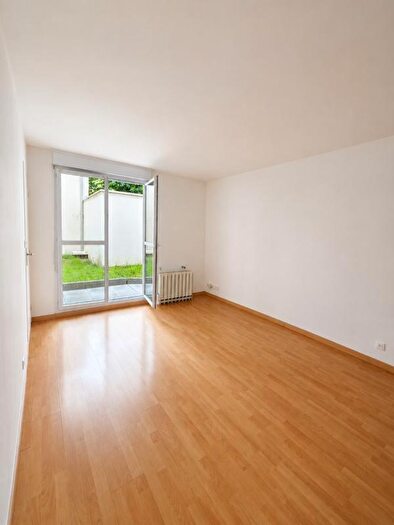 Appartement 1 pièce à louer à Mantes-la-Jolie, Centre-ville