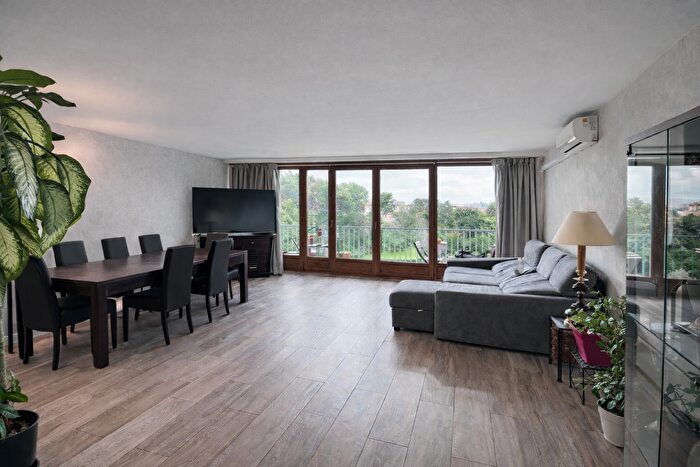 Appartement à vendre - Marseille e , Montolivet - 4 pièces - 3 chambres