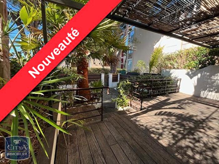 Appartement à vendre - Six-Fours-les-Plages, Font de Fillol, Rayolet, Le Brusc - 2 pièces - 1 chambre