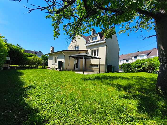 Maison 6 pièces à vendre - Plaisir, Centre-ville, Château