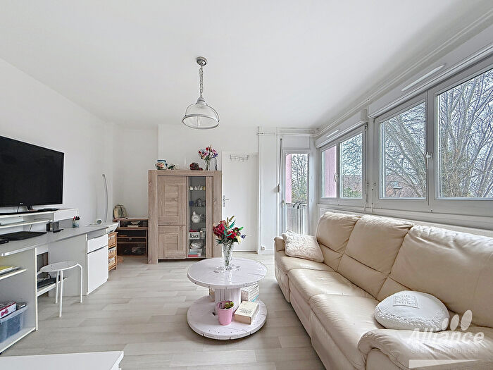 Appartement à vendre - Montbéliard, Faubourg, Mont-Chevis, Chiffogne, Citadelle - 4 pièces - 3 chambres