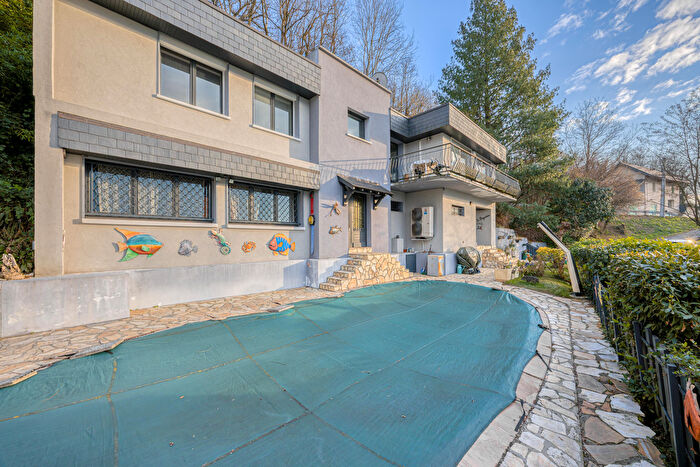 Maison à vendre - Viviers-du-Lac - 5 pièces - 4 chambres