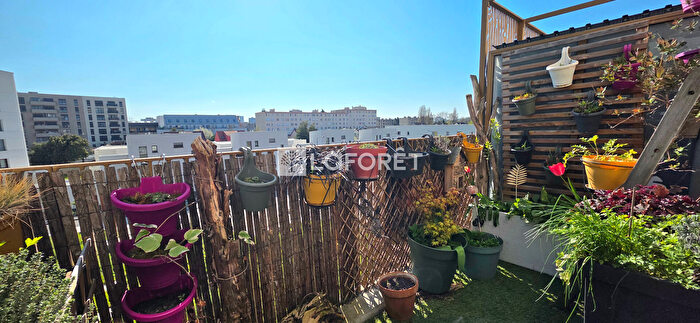 Appartement à vendre - Saint-Denis, Sémard, Delaune, Guynemer - 3 pièces - 2 chambres