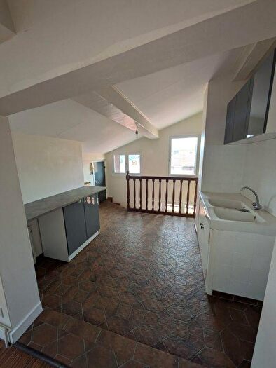 Appartement 2 pièces à Romans-sur-Isère, Centre-ville, à louer