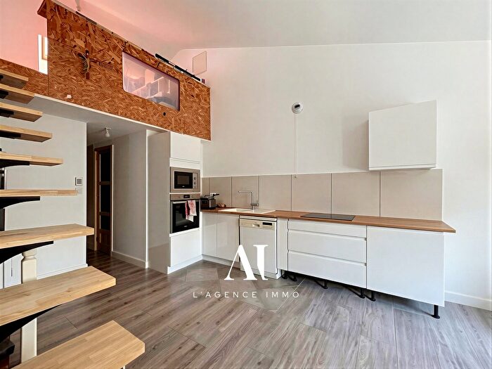 Maison 3 pièces à Saint-Maurice-de-Rémens, à vendre