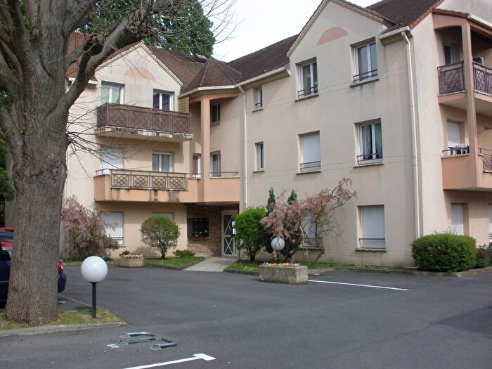 Appartement à louer - Carnot, Nogent-sur-Oise - 1 pièce