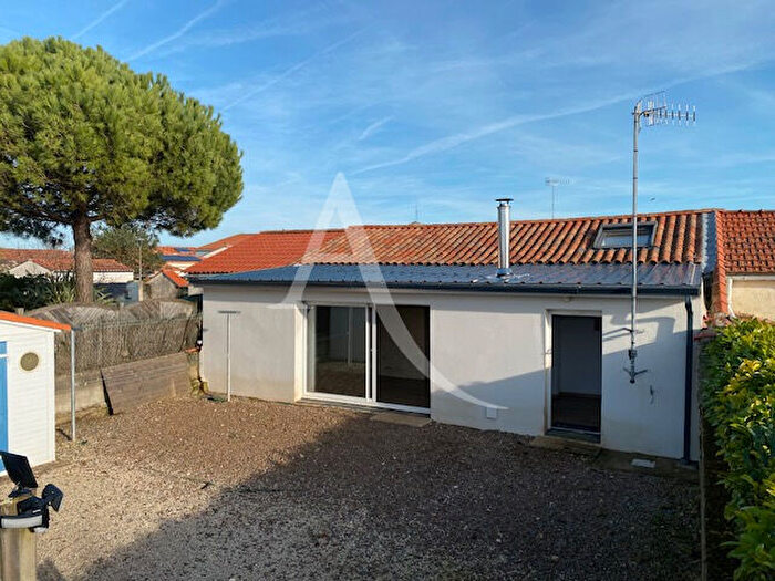 Maisons à vendre et appartements à louer - 1
