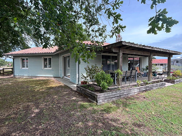 Maison 4 pièces à Bégaar, à vendre